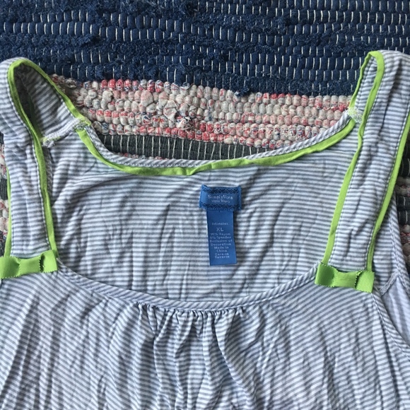 Simply Vera Vera Wang | Intimates & Sleepwear | Nwot Simply Vera ...